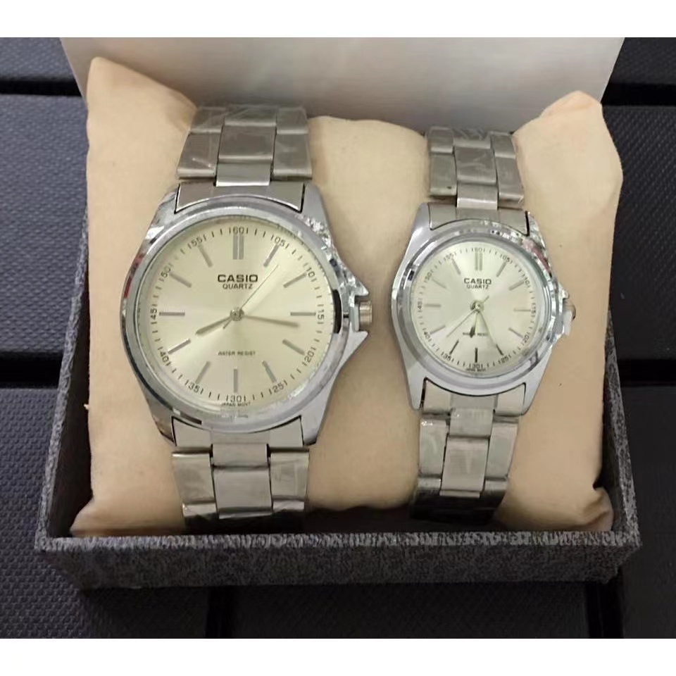 [Maii] Metal Gold / Silver Men and Women Stainless RELO Couple Watch CC ...