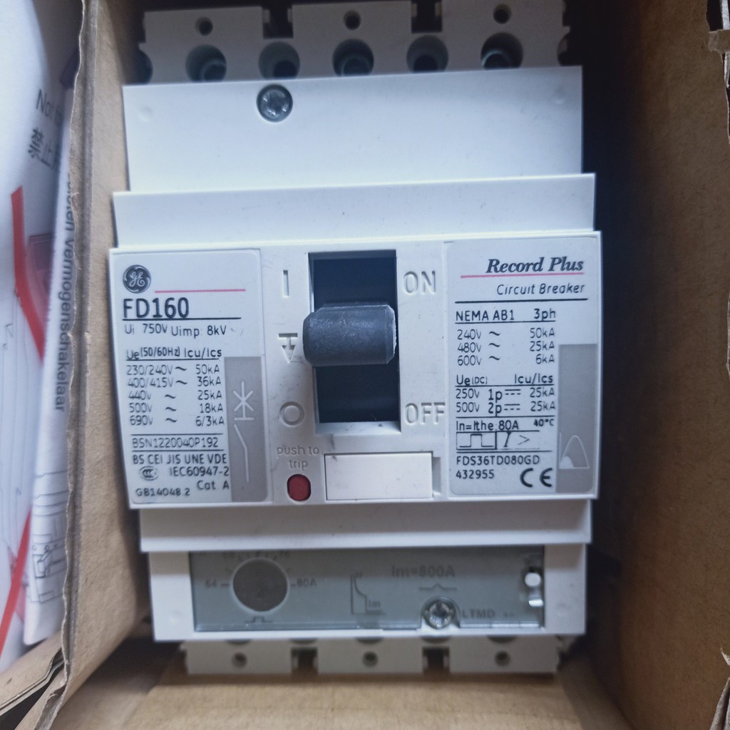 Mccb AC 3P circuit breaker short circuit protection 125A/36kA ...