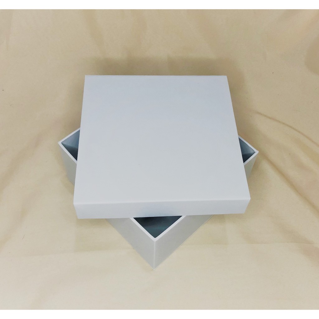 PERSONALIZED GIFT BOX SMALL 6 x 6 x 3 INCHES, SQUARE, IDEAL FOR ALL ...