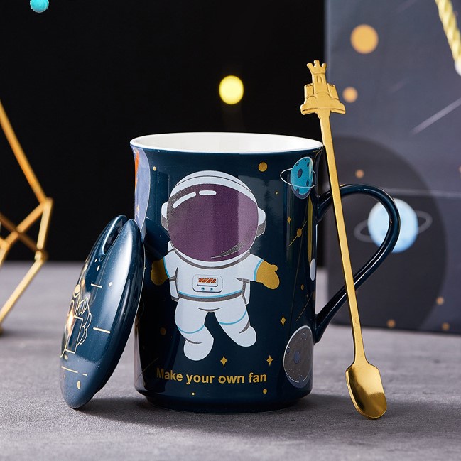 Romantic Ceramic Mug With Cover Spoon Creative Spaceman Ceramic Cup ...