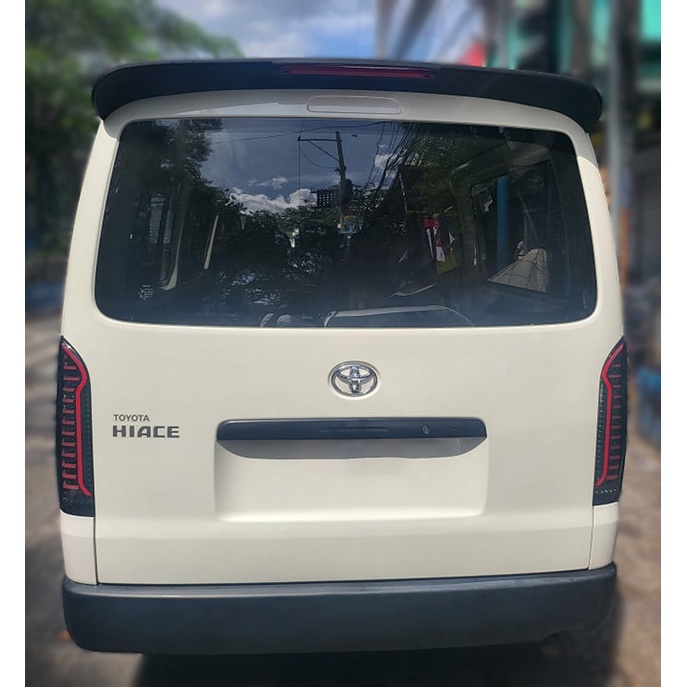 Toyota Hiace Commuter 2014-2018 Spoiler With 3rd Brake Light | Shopee ...