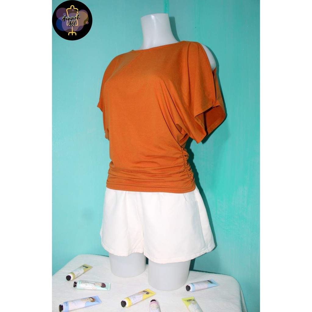 Korean OOTD Casual Top / Semi Off Shoulder Version 1 (HAB RTW) | Shopee ...