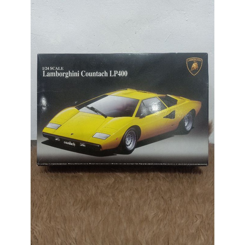 Aoshima Lamborghini Countach LP400 1/24th Scale Car Model Kit | Shopee ...