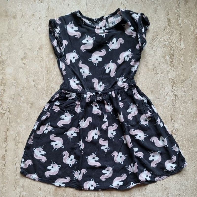 《PRELOVED》HnM dress unicorn black | Shopee Philippines