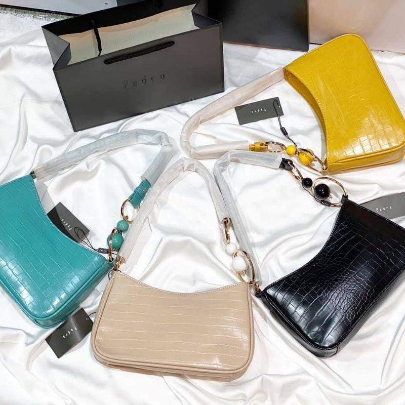 Pedro bag with solid pattern and shoulder strap Pedro hot trend 2020 ...