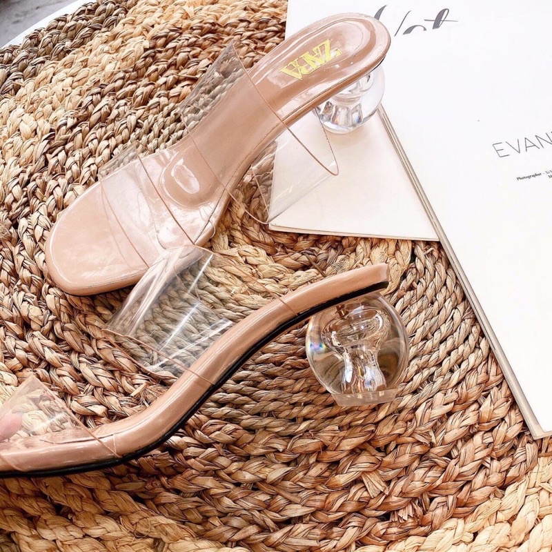 Original price | 2-strap sandals with round egg heels in 5 polarized ...