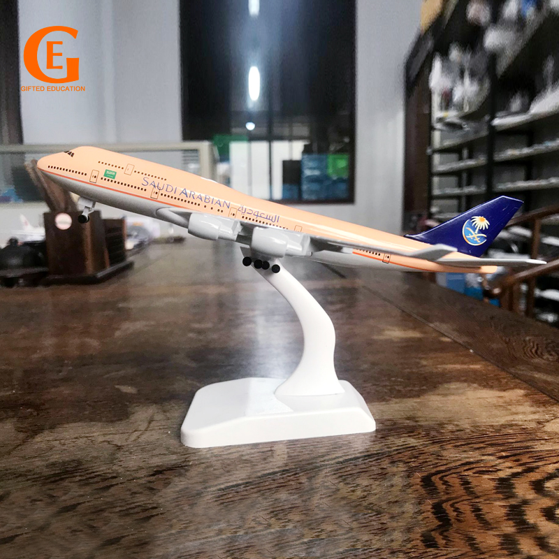 Saudi Arabian Airlines B747 Boeing 747 Aircraft Model Die-cast Alloy ...