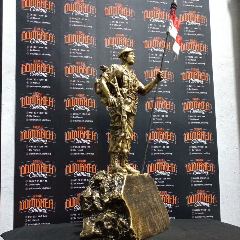 Statue of soldiers peacekeeper United Nation PBB brimob police | Shopee ...