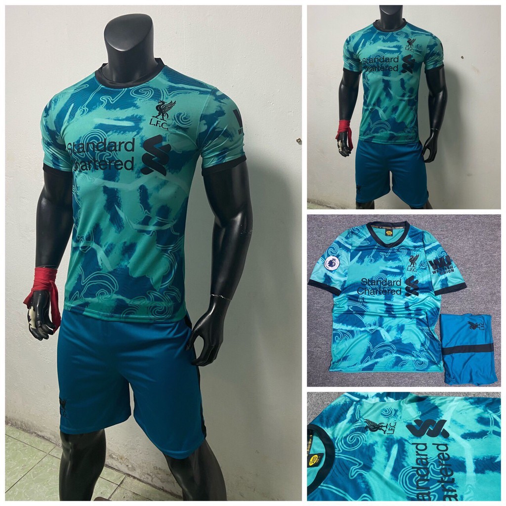 New model Liverpool Football Club Set (designed football clothes ...