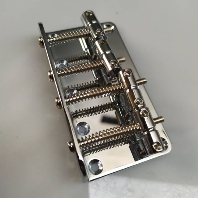 Tremolo Bridge Bass 4 strings Chrome for Jazz Bass & similar models ...