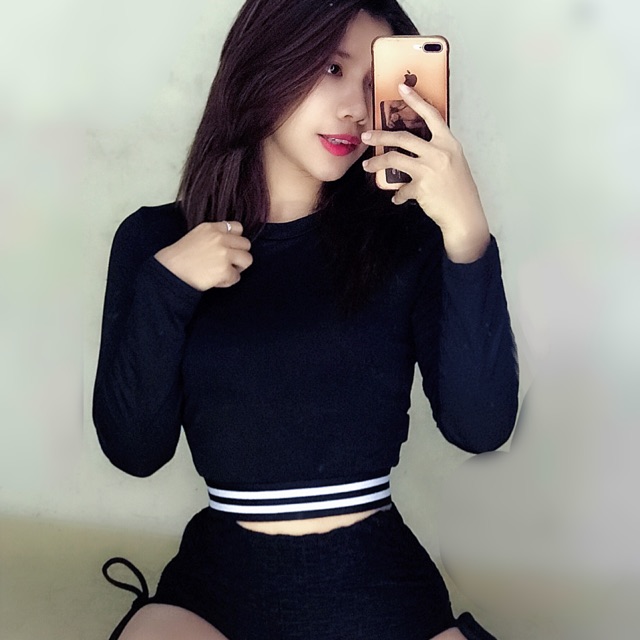 Long-sleeved shirt combined with 2 styles. Cool poly elastic material ...