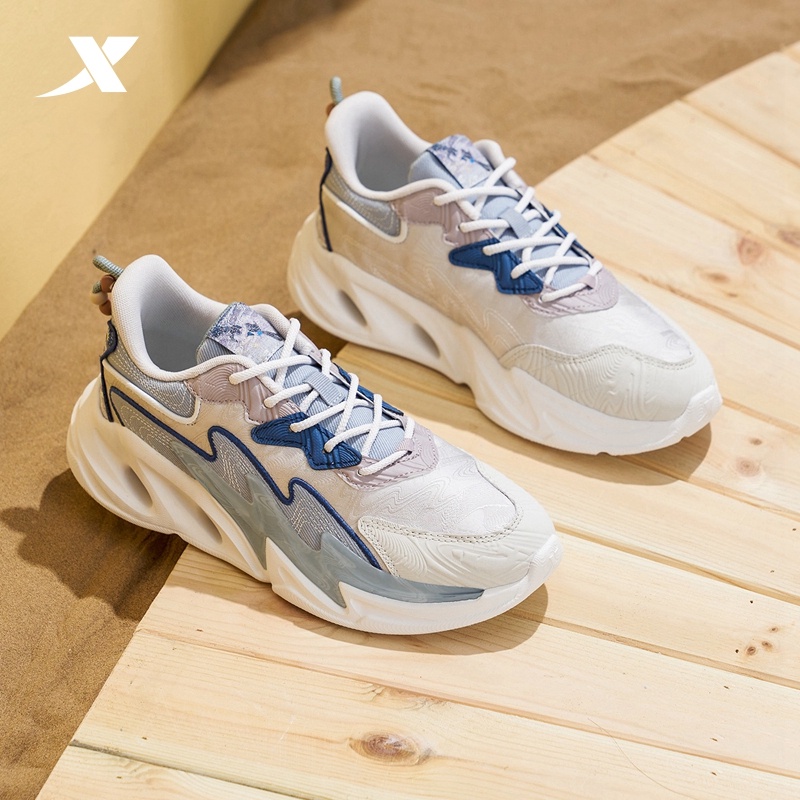 Xtep Women Casual Shoes Retro Mesh Fashion Breathable Stability Shock ...