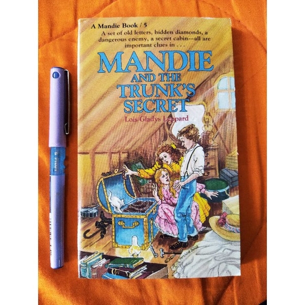 Kalibruhan : #5 Mandie and the Trunk's Secret by Lois Gladys Leppard ...