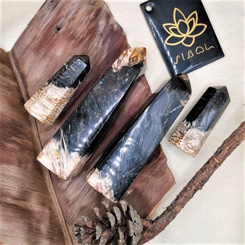 Palm Root Tower (Stone of Tender and Gentle Transformation) Tower ...