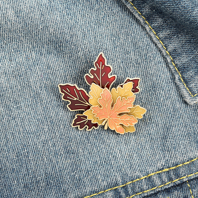 Three-layer Maple Leaf Enamel Pins Tricolor Leaves Specimen Brooches ...