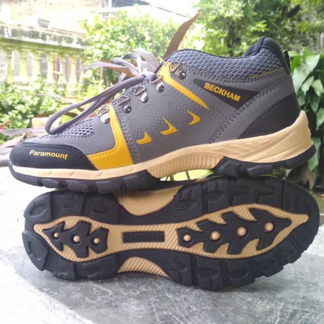 Beckham Paramount Gray casual Shoes (Short) outdoor hiking tracking Men ...