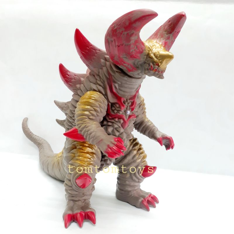 Skull Gomora Action Figure Monster Kaiju Ultraman Geed Red King Gomora ...