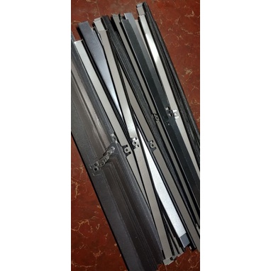 100pcs Calendar metal slide/clip 8.5"/ 12" (100pcs per order) | Shopee ...