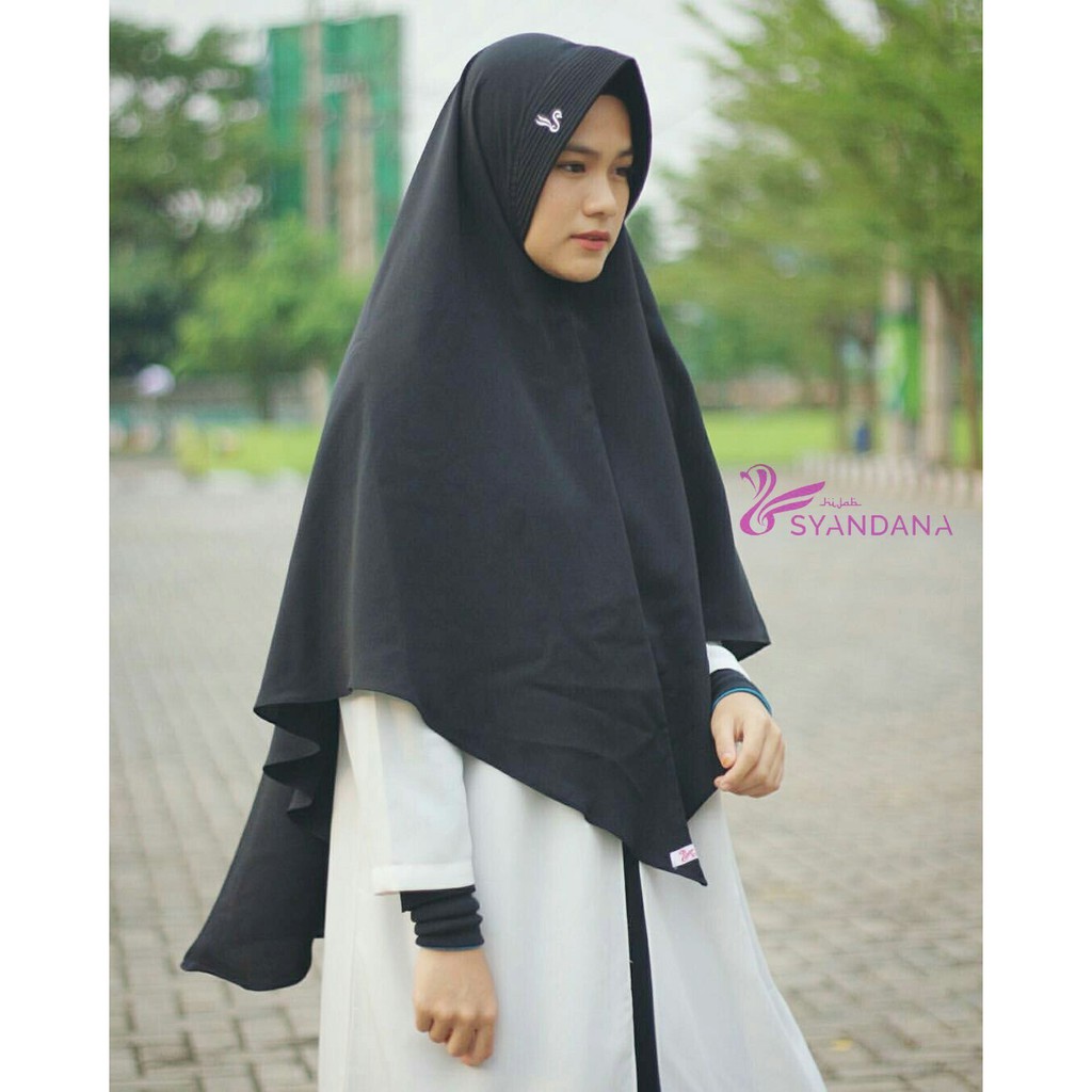 HITAM Lisya Veil Khimar Hijab Bergo Pointed Model Black Wolvis | Shopee ...