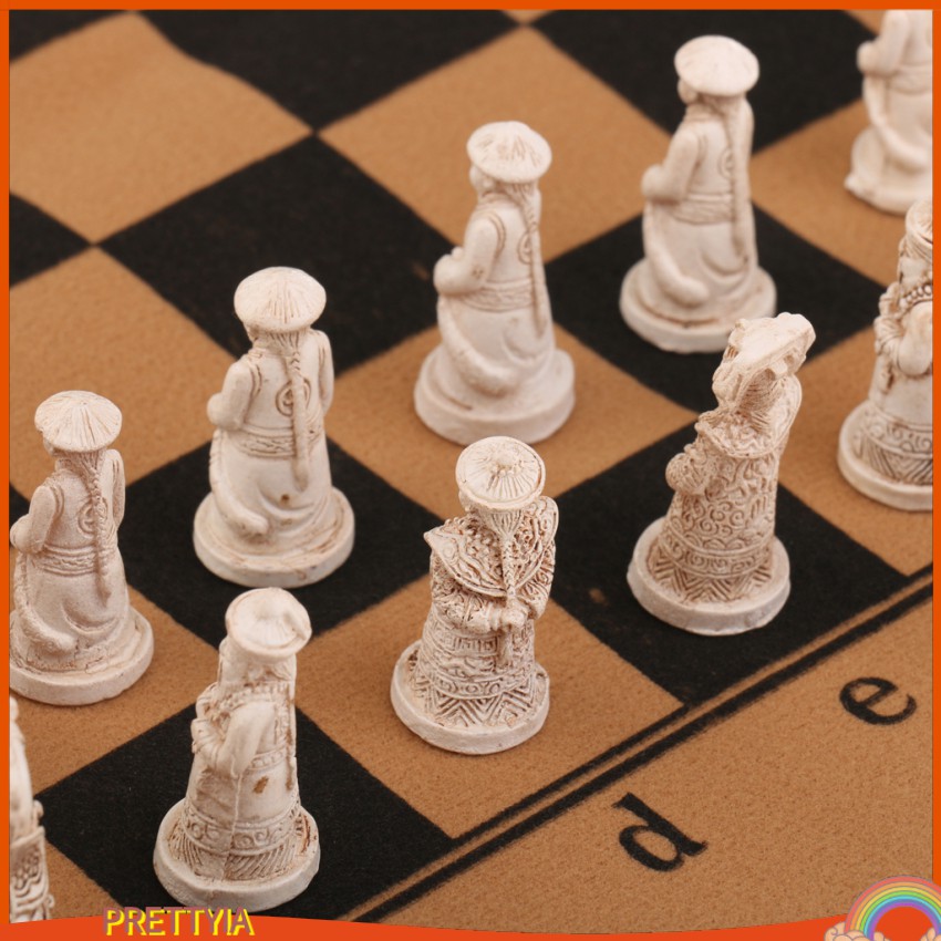 Magnetic Chess Set WSTEER 48pcs Wooden Chess Pieces Flight Chess ...