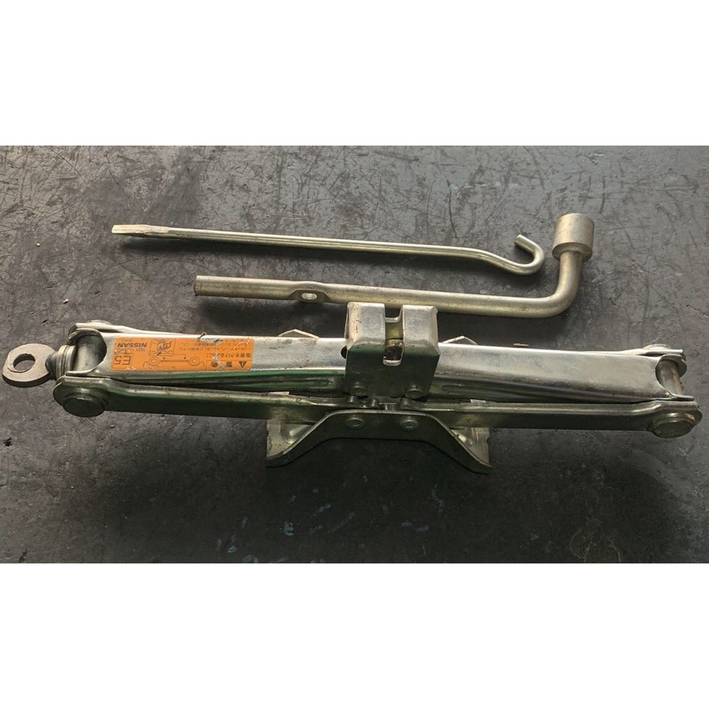 Mechanical Scissor Jack for All Cars with Handle for Wheel Surplus ...