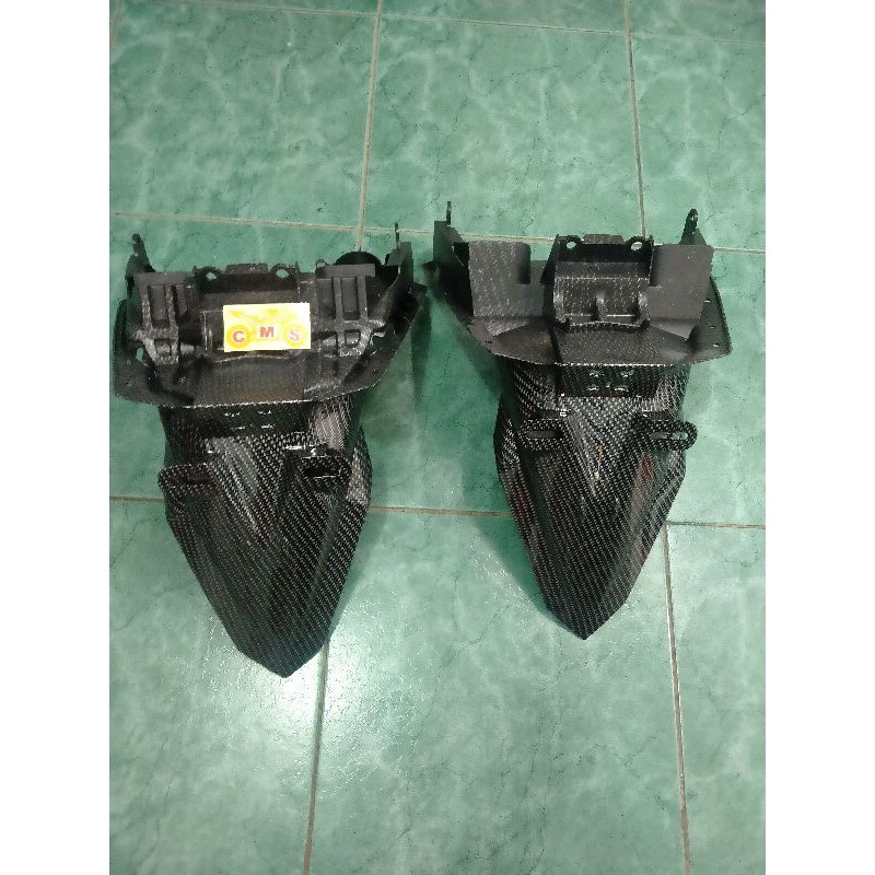 The original rear fender of the old yamaha nmax sok tube 2018-2019 has ...
