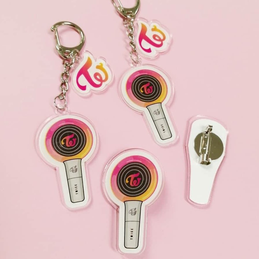 TWICE : Keychain + PIN Lightstick | Shopee Philippines