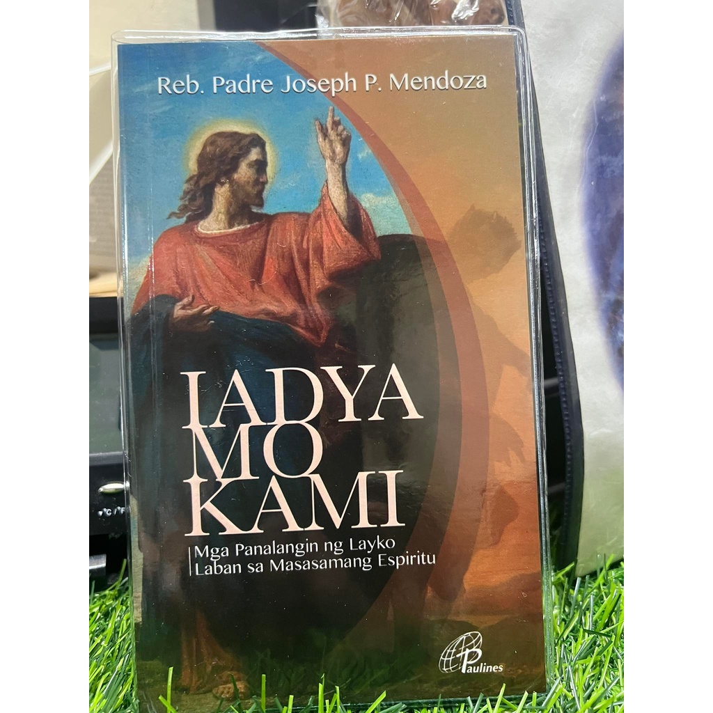 Iadya mo Kami; Mga Panalangin ng Layko Laban sa Masasamang Espiritu | Shopee Philippines