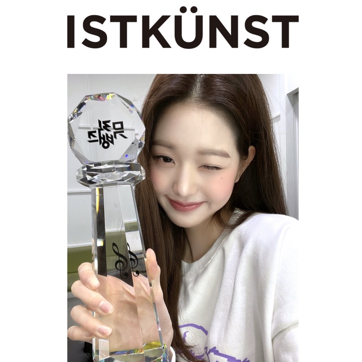 Istkunst / HEART RABBIT SWEATSHIRTS - white, light grey, navy, black / Ive jang won young ...