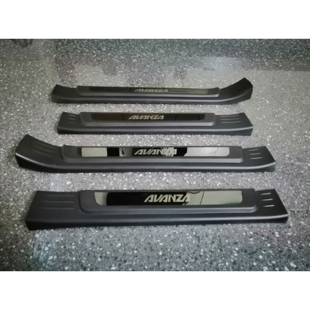 Toyota Avanza 2016-2020 Side Step Sill | Shopee Philippines