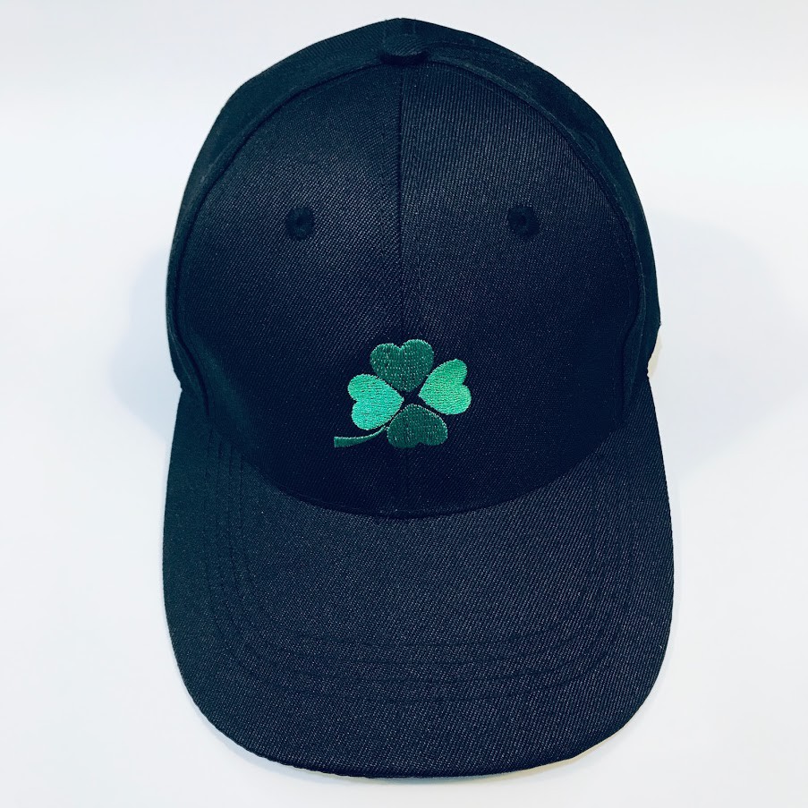 Black and white hat embroidered with four-leaf clover - Cap MT225 ...