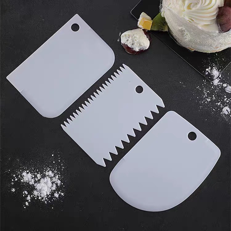 Multifunctional Icing Fondant Scraper Plastic Dough Baking Pastry Tools ...