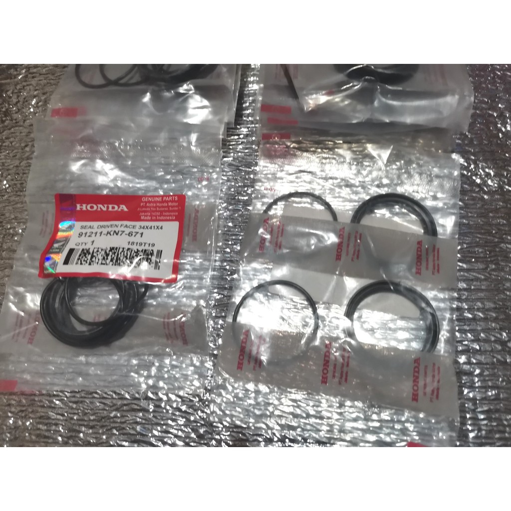 Torque Drive Seal SET(*41) O-ring 2pcs + Oil Seal 2pcs - Click V1 V2 ...