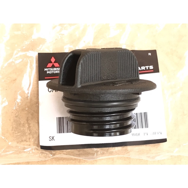 engine oil cap original mitsubishi lancer ex mirage g4 xpander montero ...