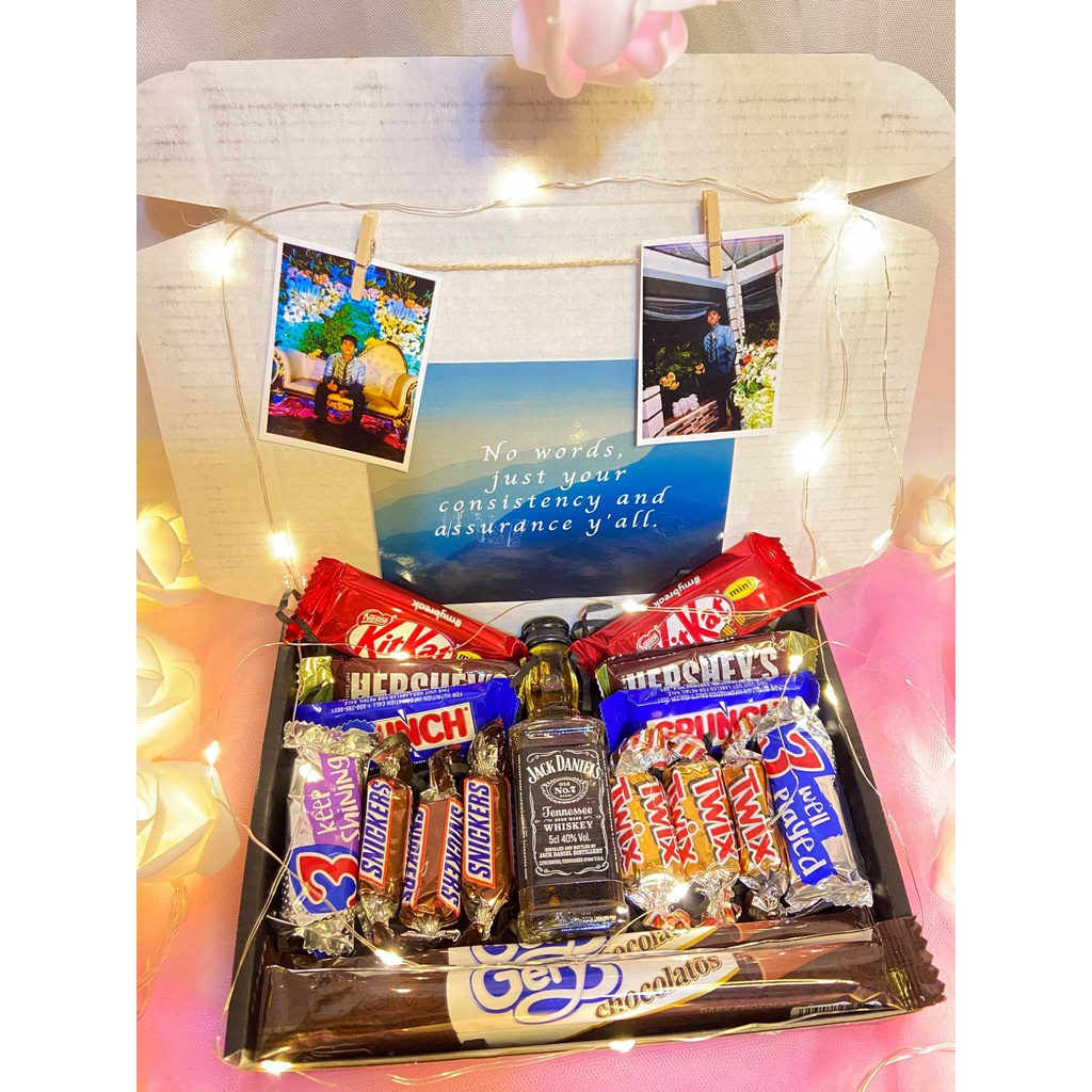 Assorted Chocolate Gift Box With Liqour Package 6.1 with Free 2 ...