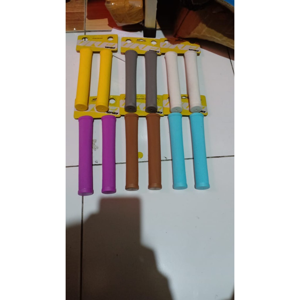 Viva brand long grip handgrip, 18cm long, soft non-slip rubber material ...