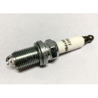 Champion Iridium Spark Plug 9802 for Nissan Sentra LEC B13, Sentra FE ...