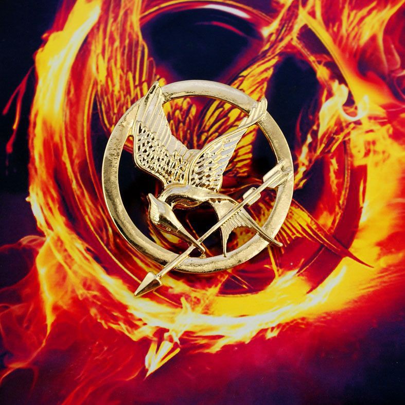 New HUNGER GAMES Pin Brooch inspired mockingjay with arrow retro Golden ...