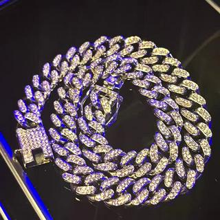 New European and American Men and Women Couple Full of Diamonds Set ...