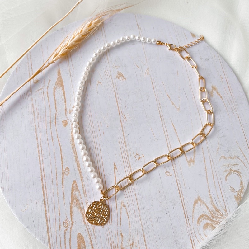 Yoon Hee Necklace / Korean Simple Elegant Pearl Carved Pearl Necklace ...