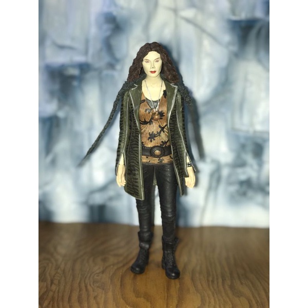 Victoria - Twilight Neca 2010 | Shopee Philippines