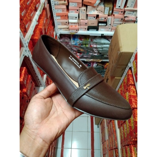 | TAPER FLAT SHOES | ORIGINAL TRISET BRAND | Shopee Philippines