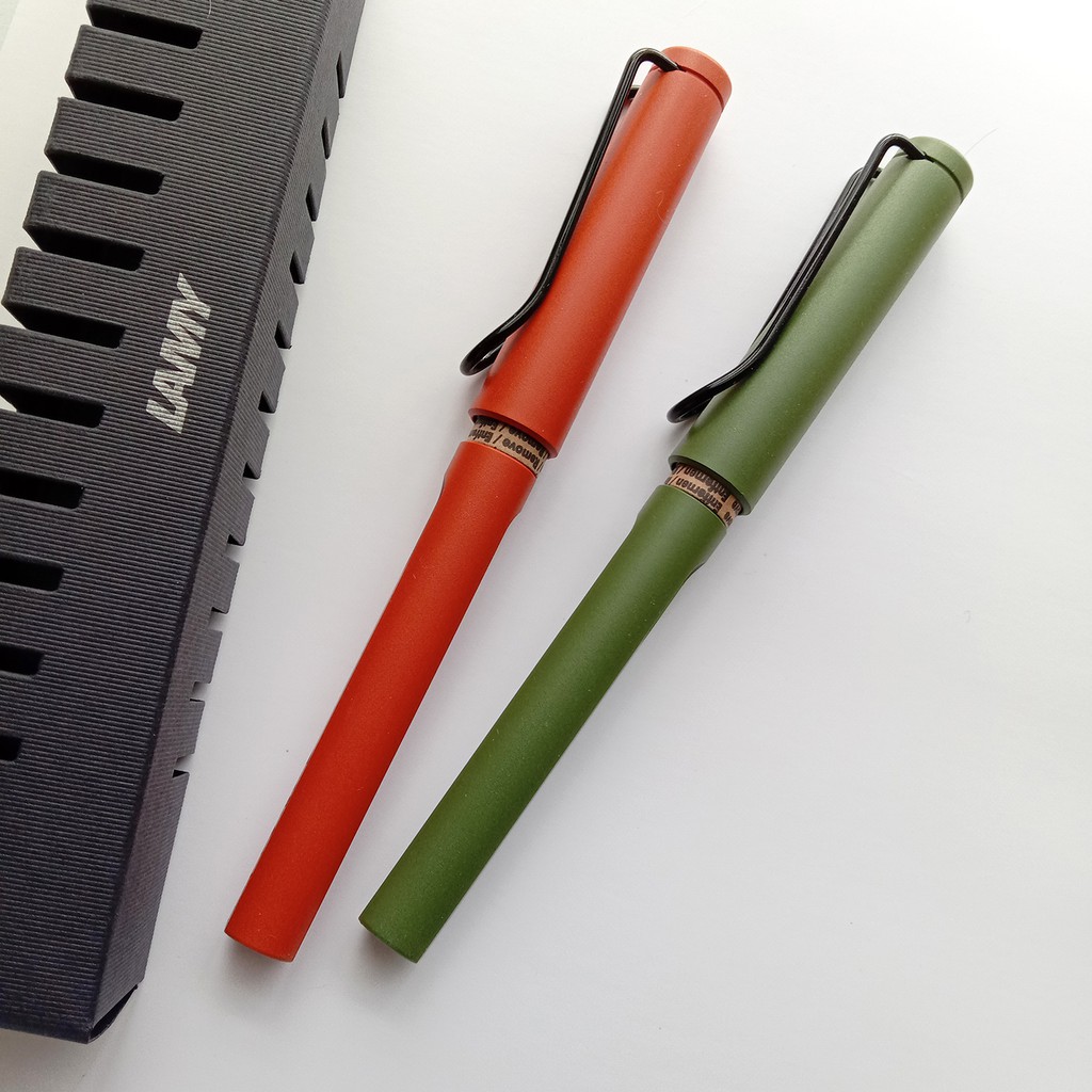 LAMY Safari 2021 Fountain Pen — Savannah Green / Terra Red | Shopee ...