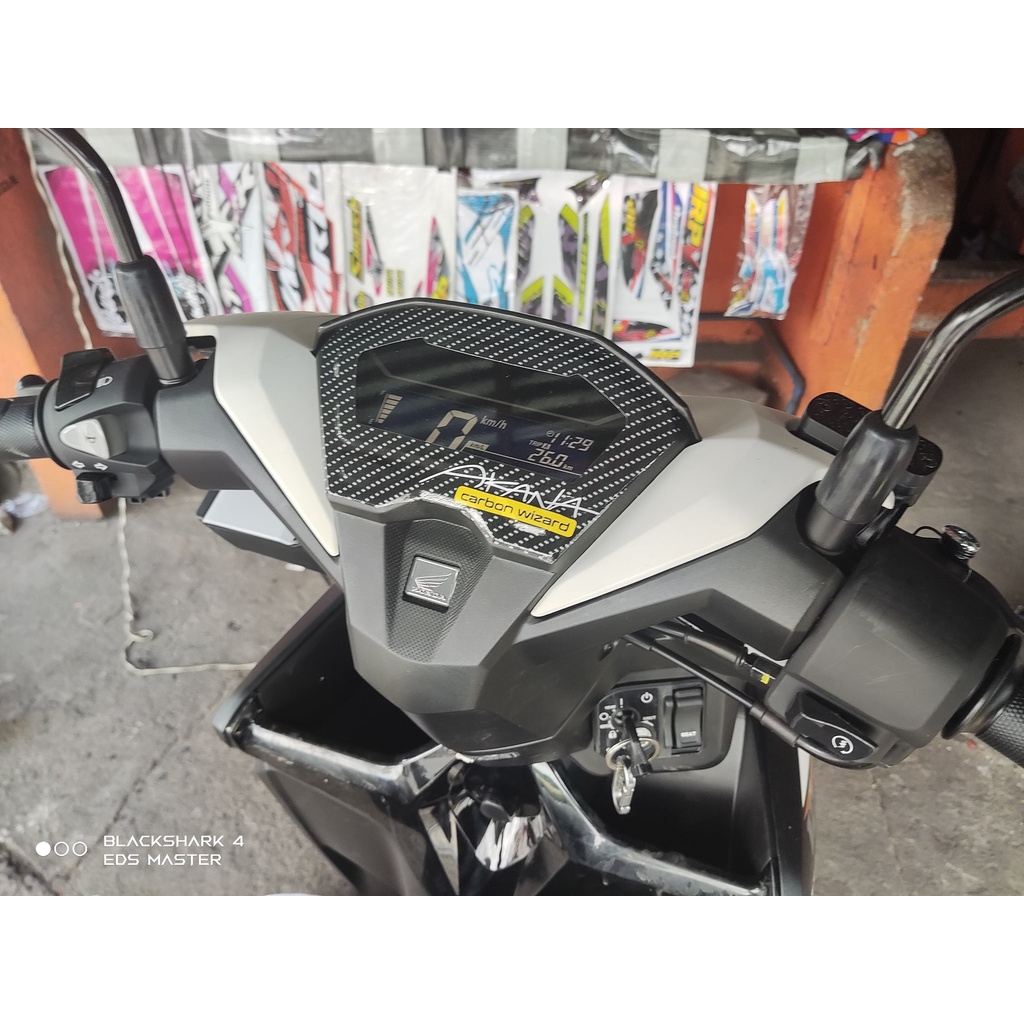 HONDA CLICK 125i / 150i PANEL AND GAUGE PROTECTOR (carbon akana printed ...