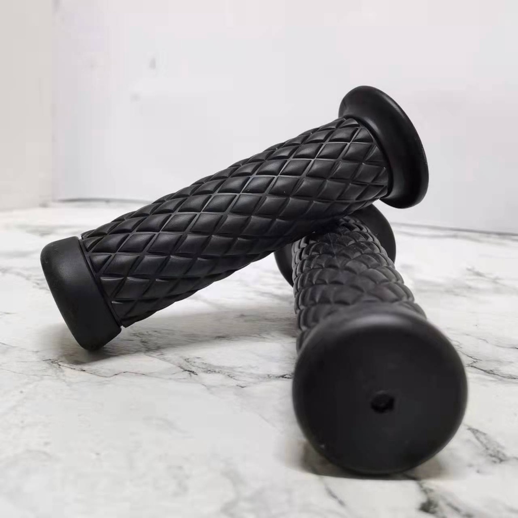 ☑️MOTORCYCLE OKM CLASSIC MOTORCYCLE HANDGRIP COD | Shopee Philippines