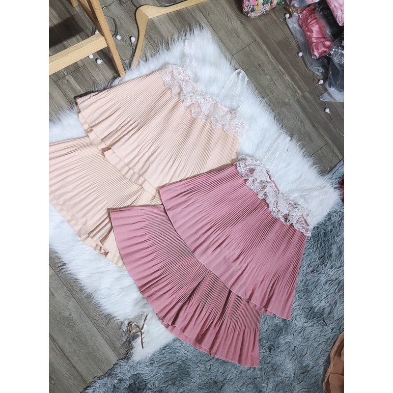 Beautiful FABRIC ROLLED THIGHS SET, COOL TO WEAR, NO REVEAL | Shopee ...