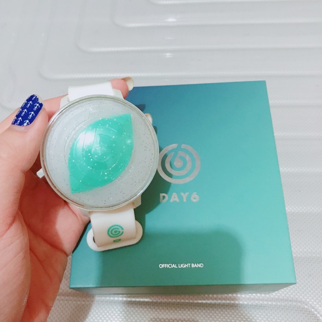 Pre ORDER DAY6 LIGHT BAND GRAVITY IN SINGAPORE | Shopee Philippines