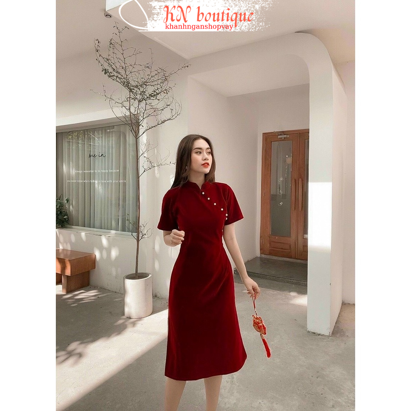 Beautiful red velvet dress, luxurious red dress, split flaps, the most ...