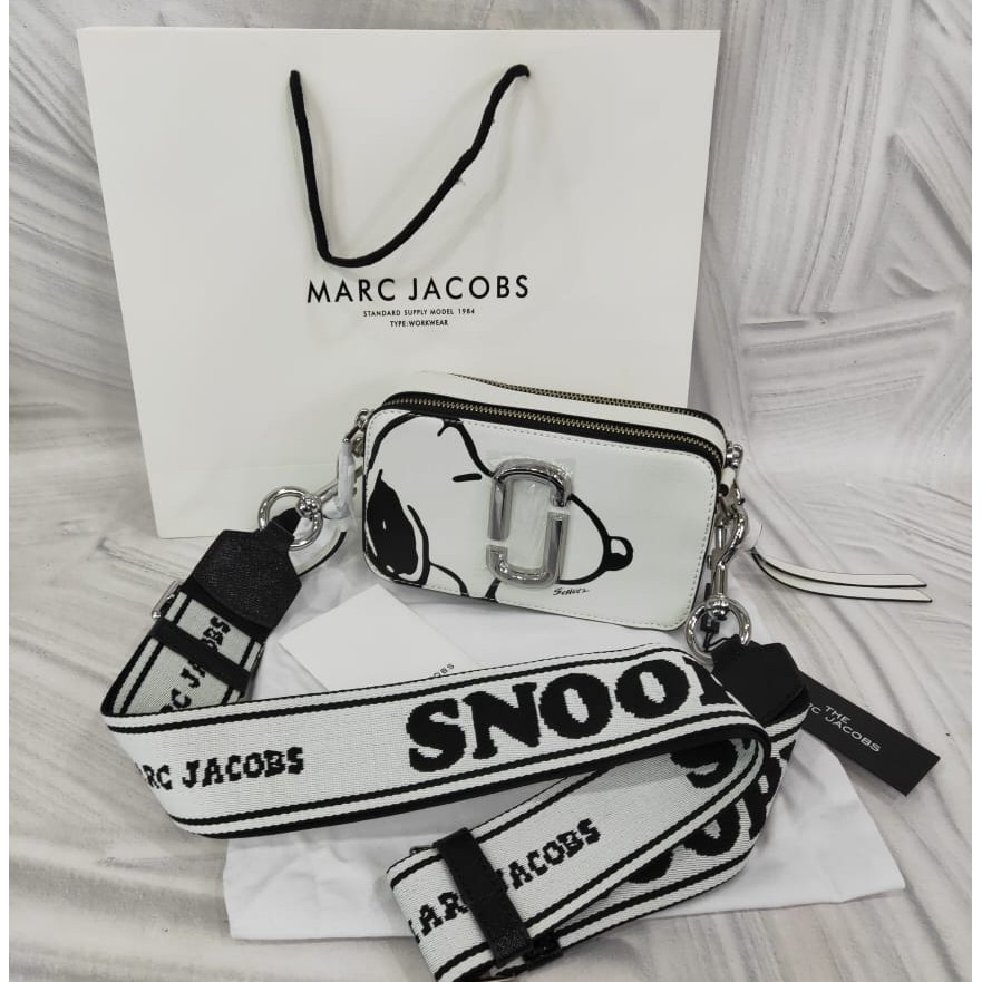 Marc JACOBS MJ SNAPSHOT CAMERA BAG X PEANUTS SNOOPY - ORIGINAL ...