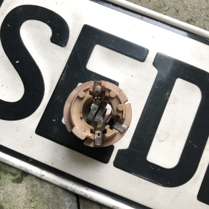 Original Mercedes Benz W210 Stop Lamp Socket 02 MSH27 | Shopee Philippines